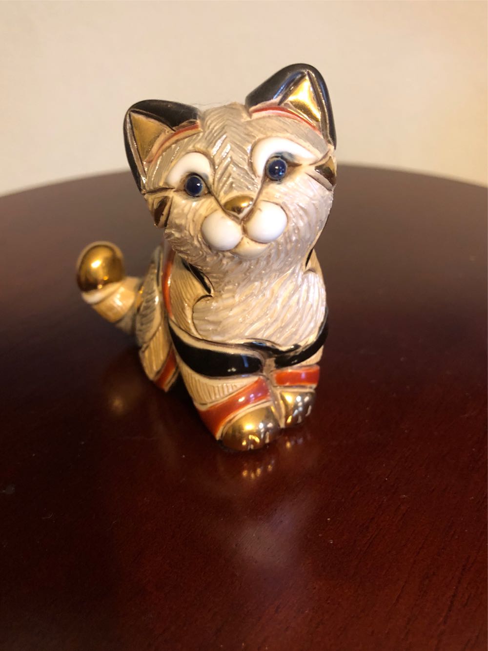 Calico Cat Statue - De Rosa art collectible