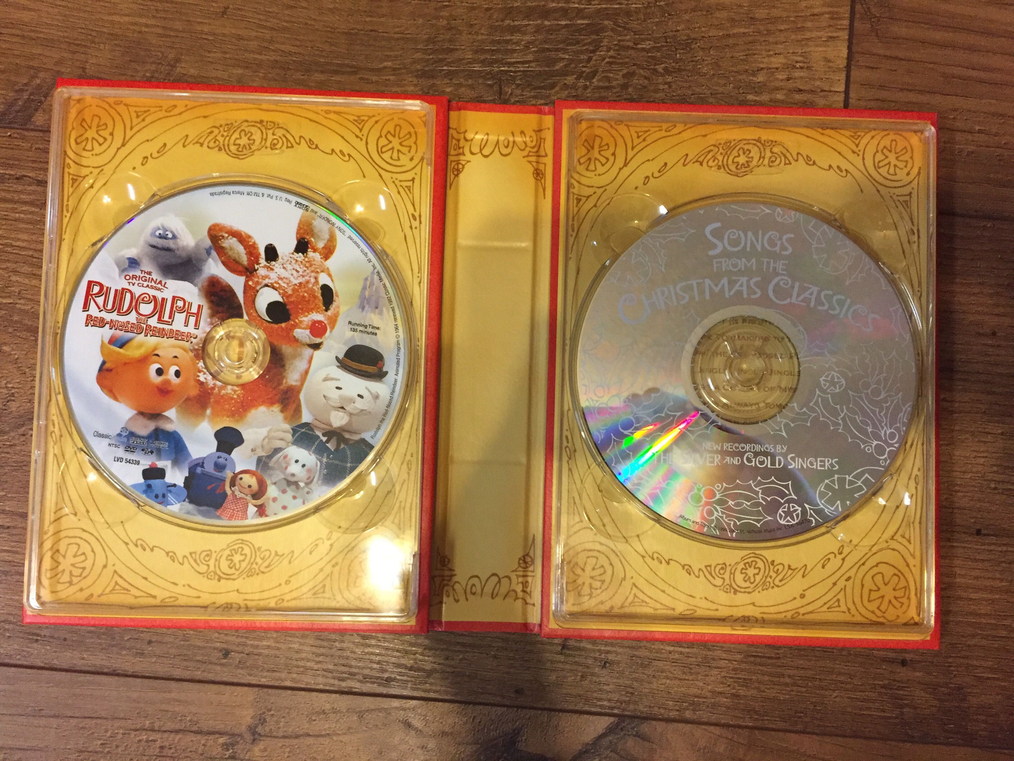 Christmas Classics (Rudolph the Red-Nosed Reindeer / Santa Claus Is ...